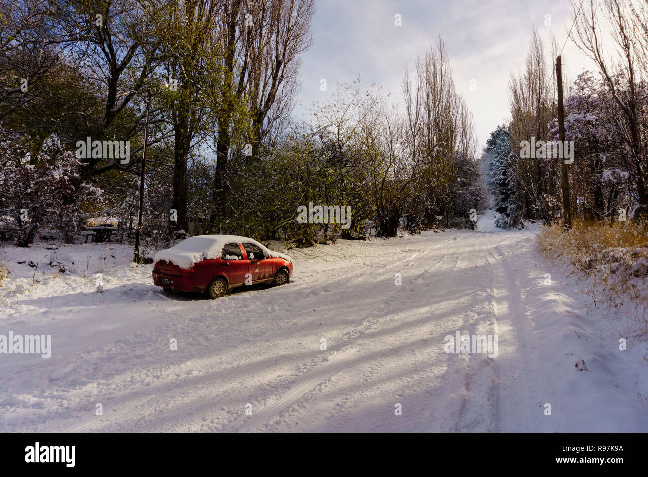 Freezing Fog Road In Morning High Resolution Stock Photography and ...
