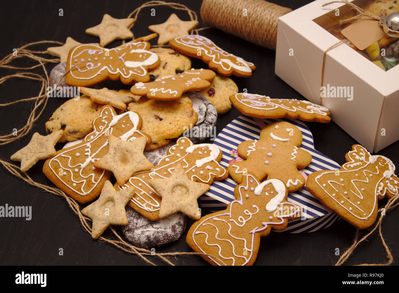 Christmas gingerbread packaging process Stock Photo - Alamy