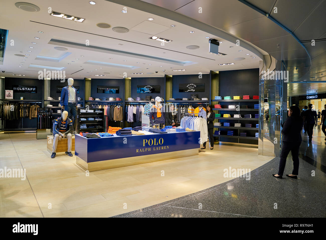 DOHA, QATAR - CIRCA MAY, 2017: a store at Hamad International Airport ...