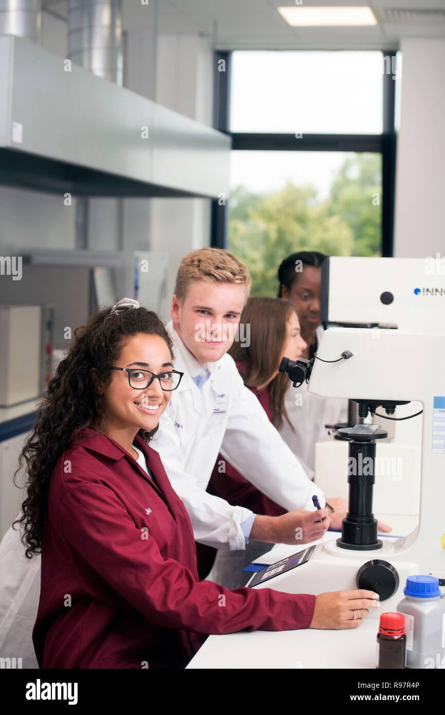 Loughborough university students hi-res stock photography and images - Alamy