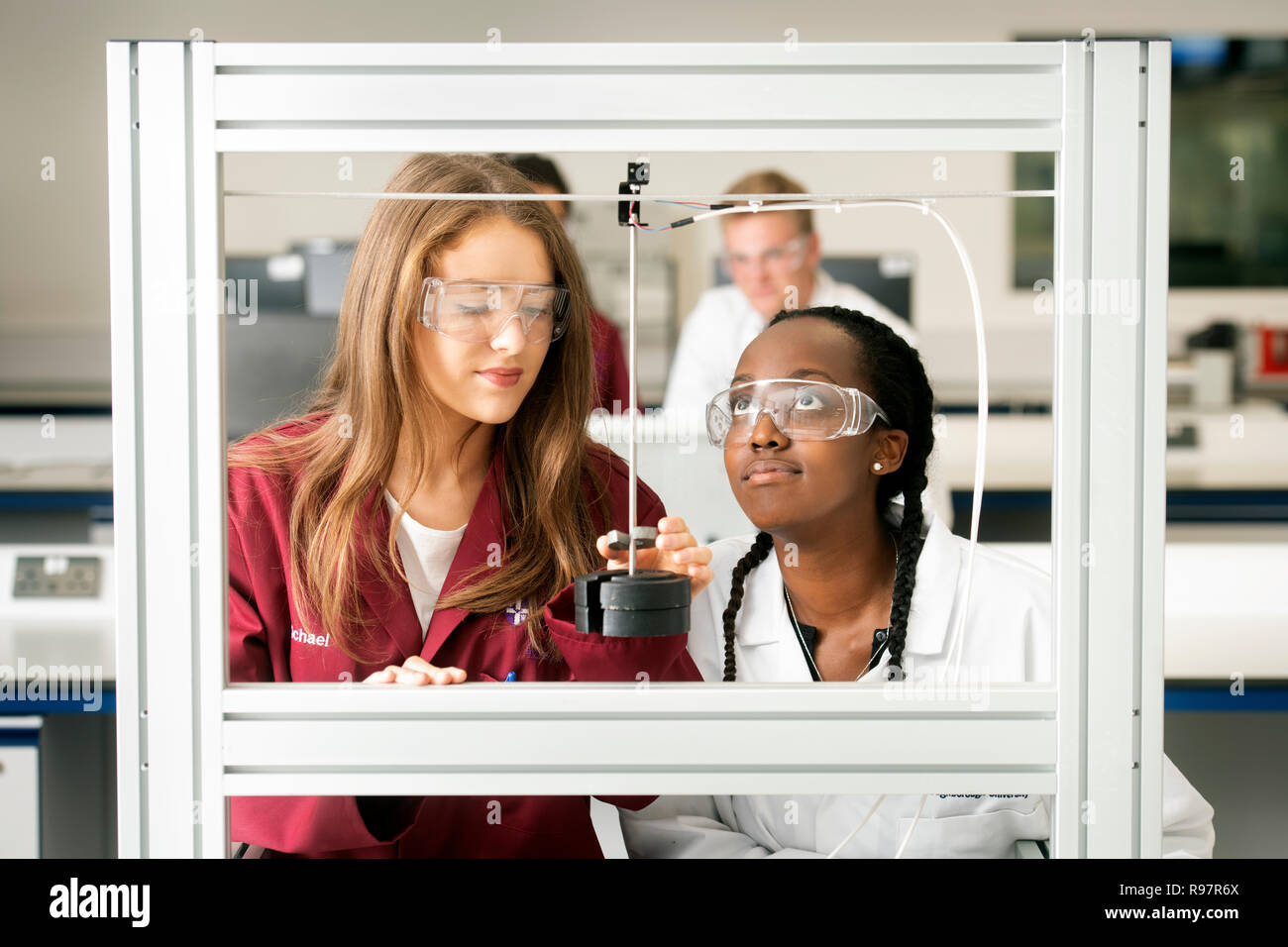 Students in the Loughborough University STEMLAB building using a strain ...