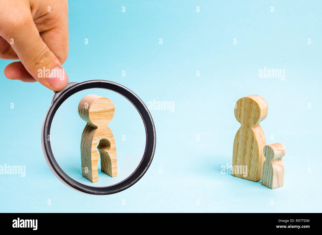 Child woman parting hi-res stock photography and images - Alamy