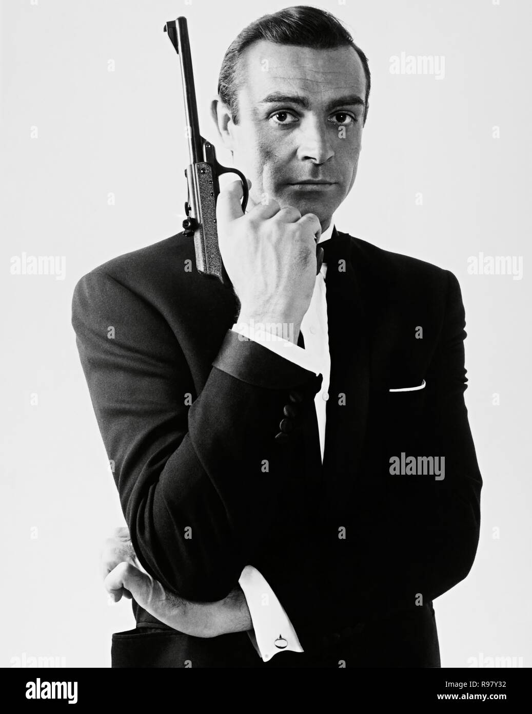Sean Connery Bond Gun High Resolution Stock Photography and Images - Alamy