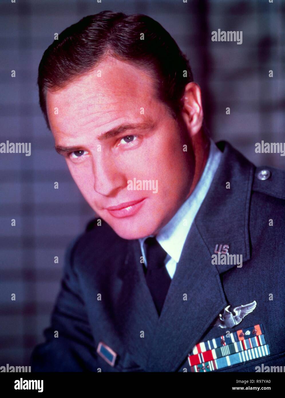 Sayonara marlon brando 1957 hi-res stock photography and images - Alamy