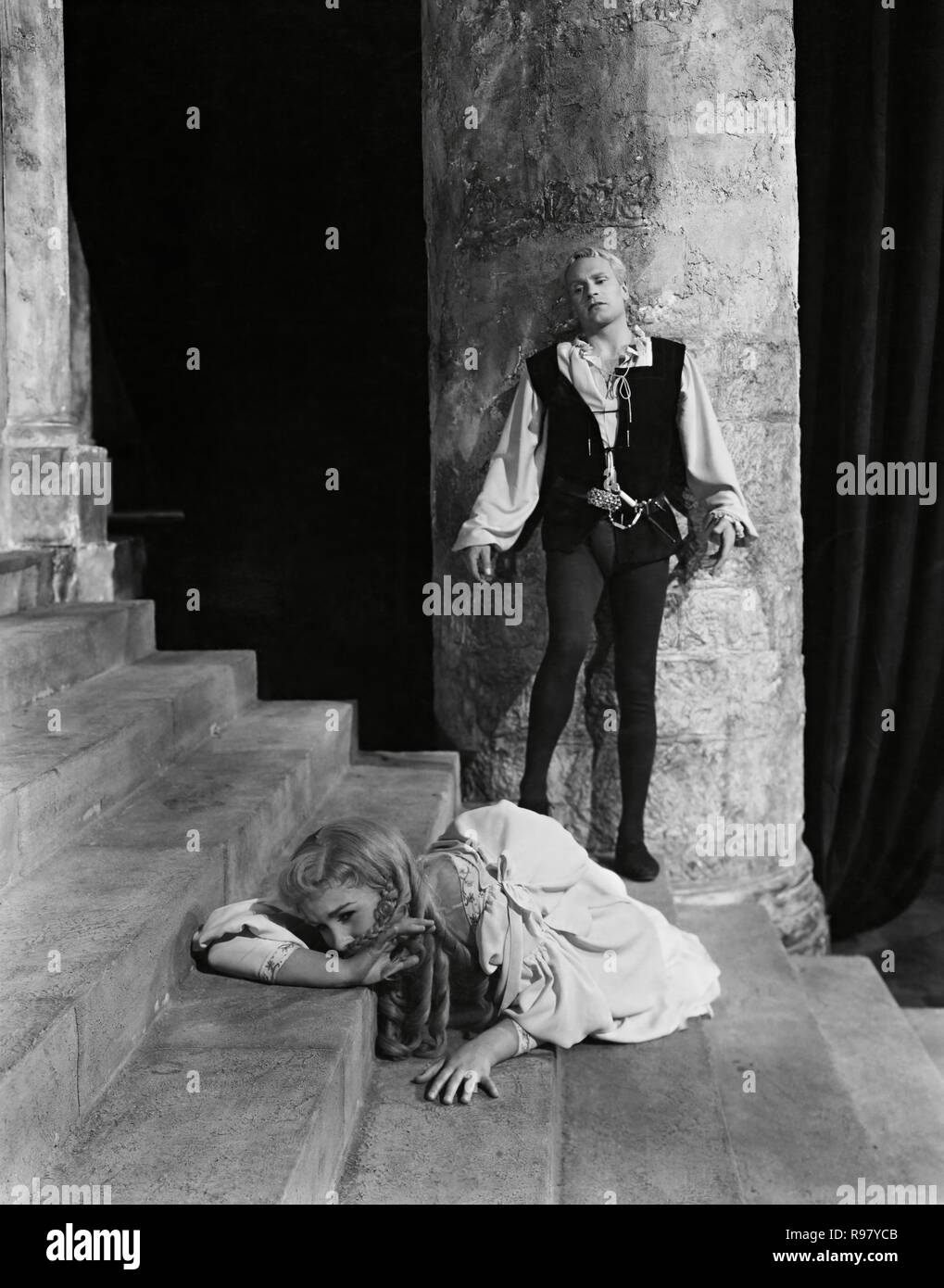 Original film title: HAMLET. English title: HAMLET. Year: 1948 ...