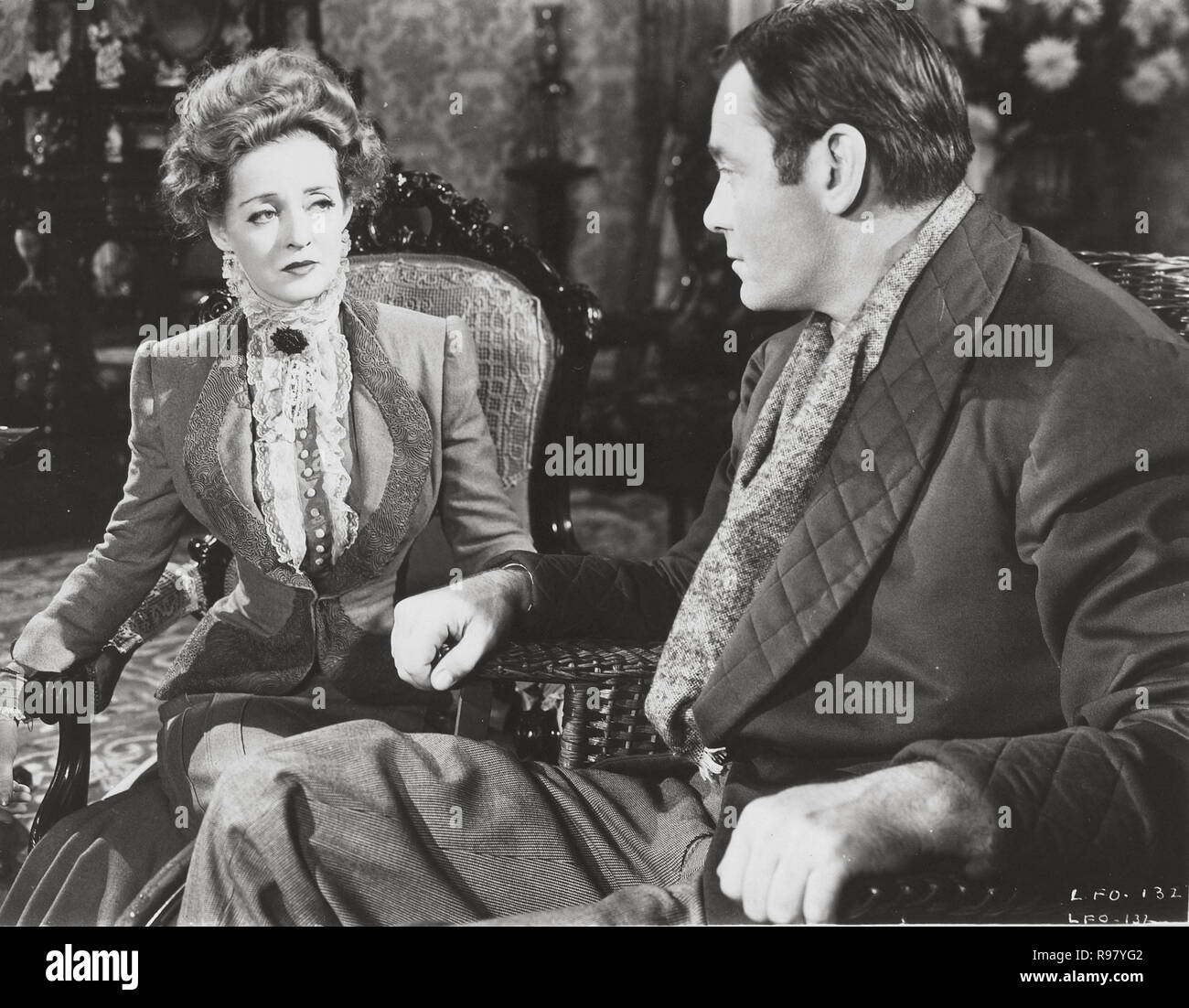 Original film title: THE LITTLE FOXES. English title: THE LITTLE FOXES ...