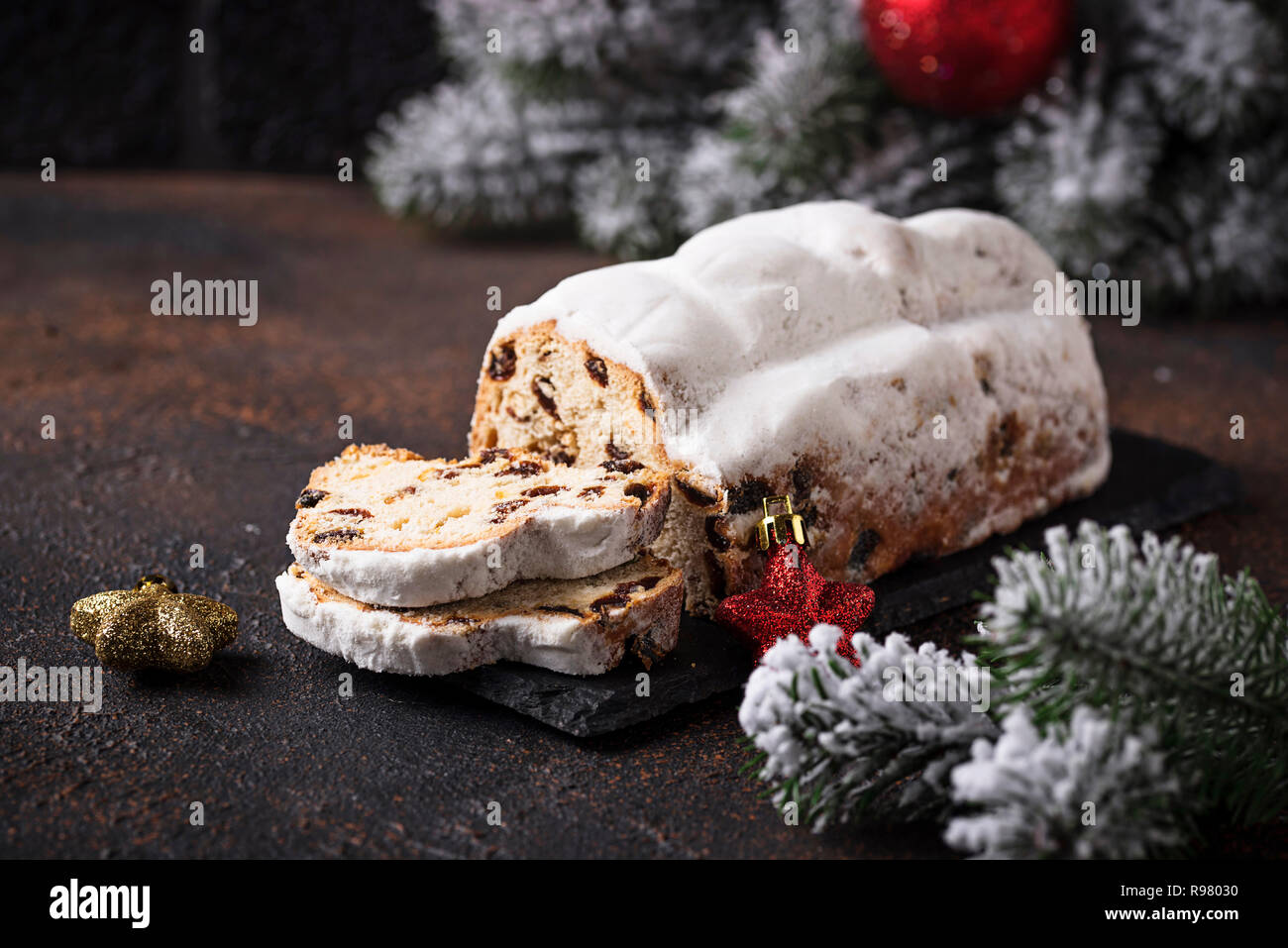 German christmas cake hi-res stock photography and images - Alamy