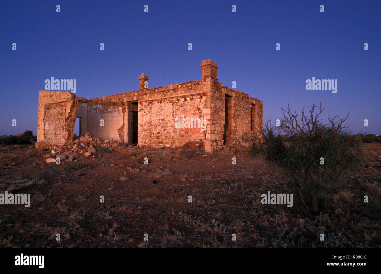 Farina town ruins hi-res stock photography and images - Alamy