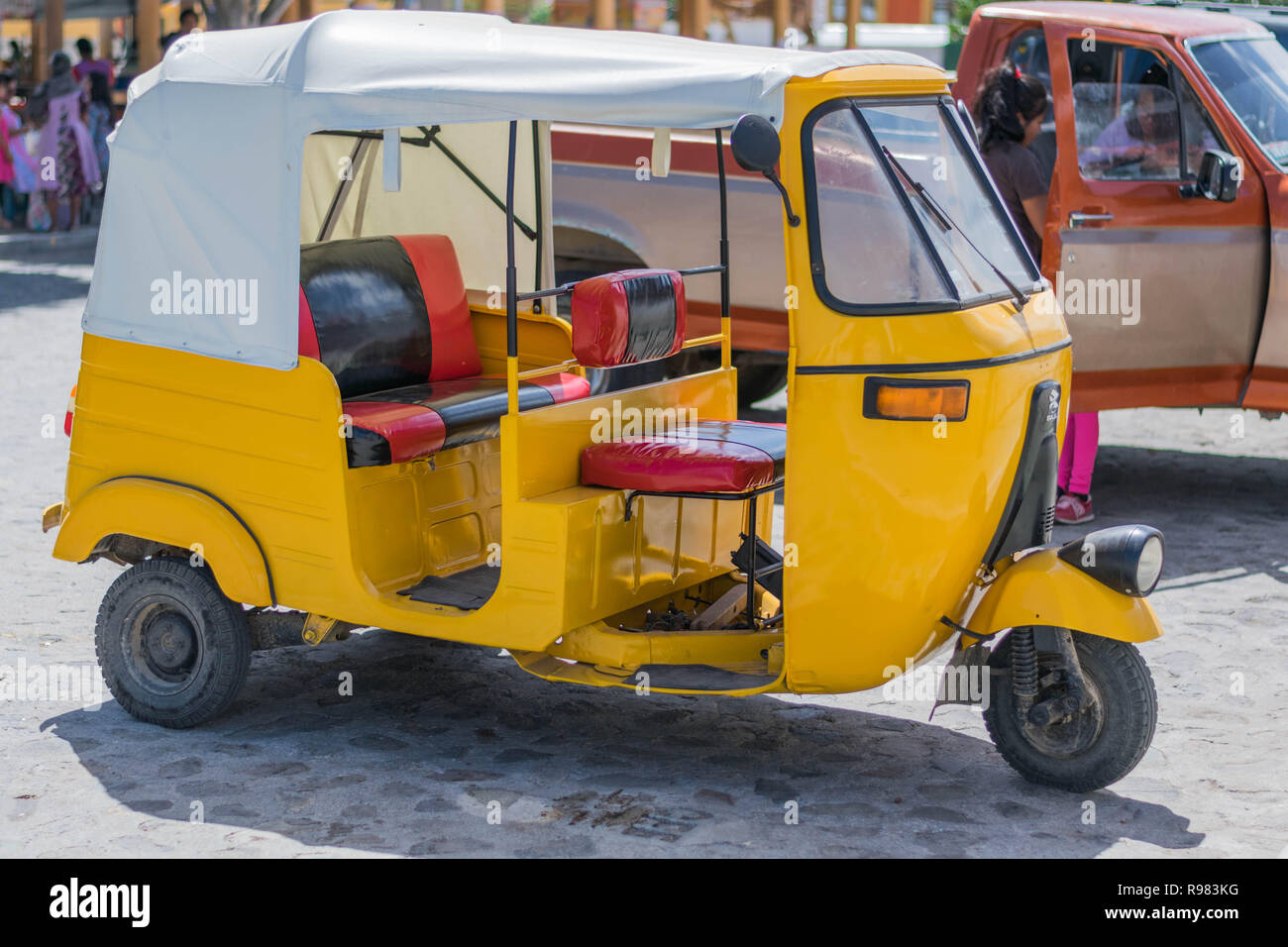Oaxaca taxi hi-res stock photography and images - Alamy