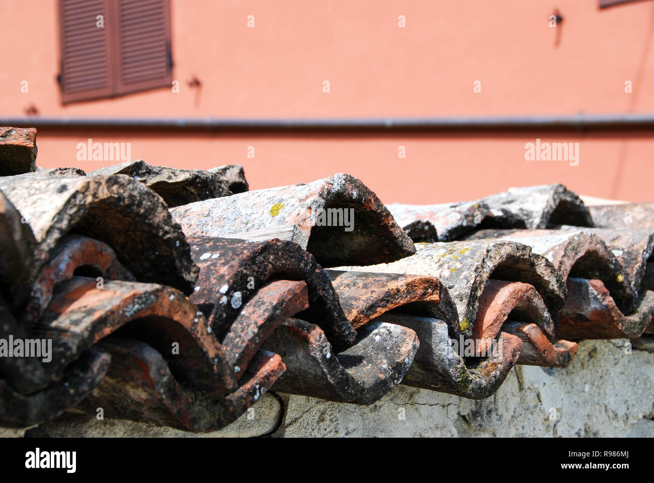"Coppi" Roofing Roofs - Ancient roofing type Stock Photo - Alamy