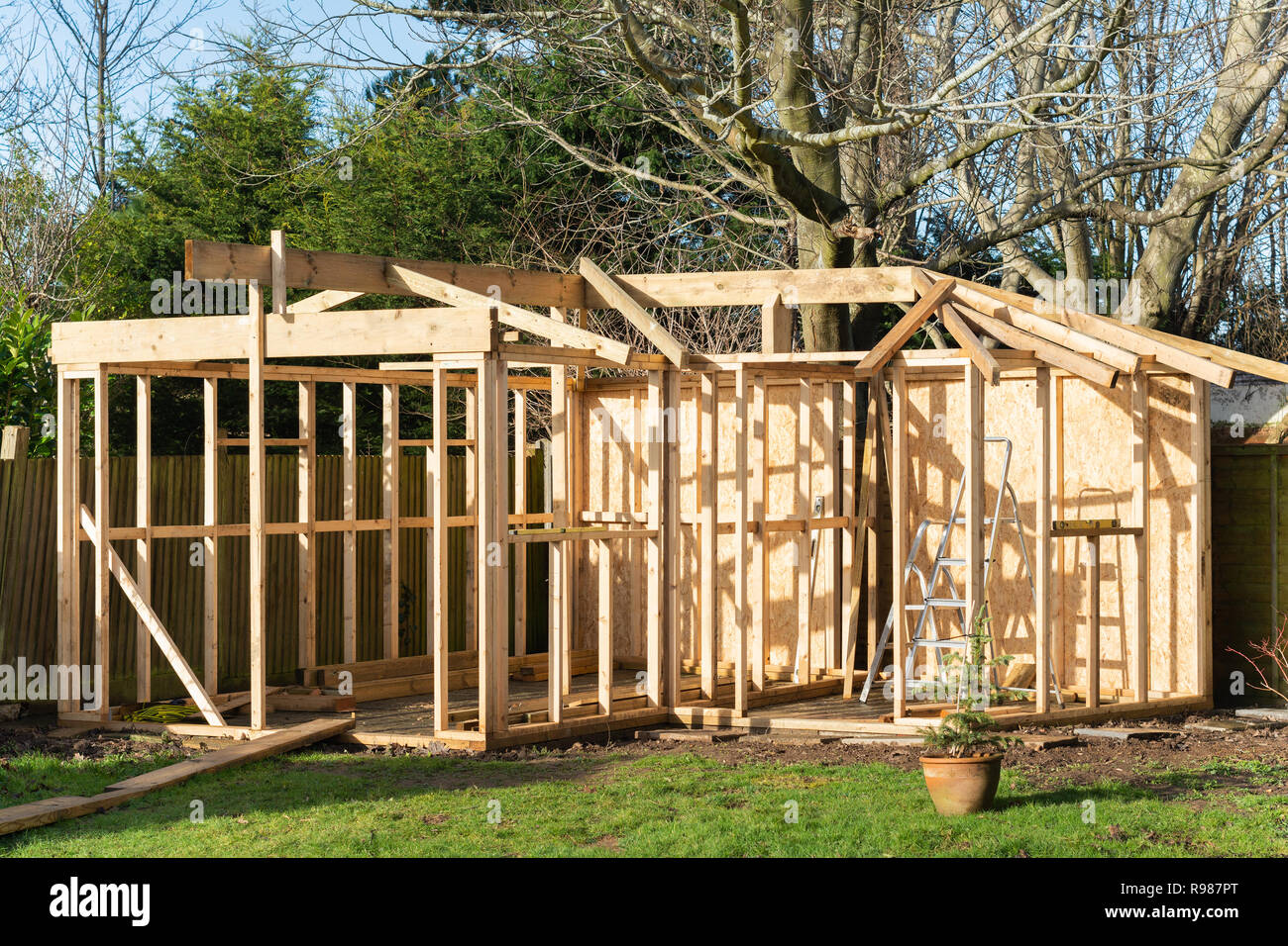 Unfinished project hi-res stock photography and images - Alamy