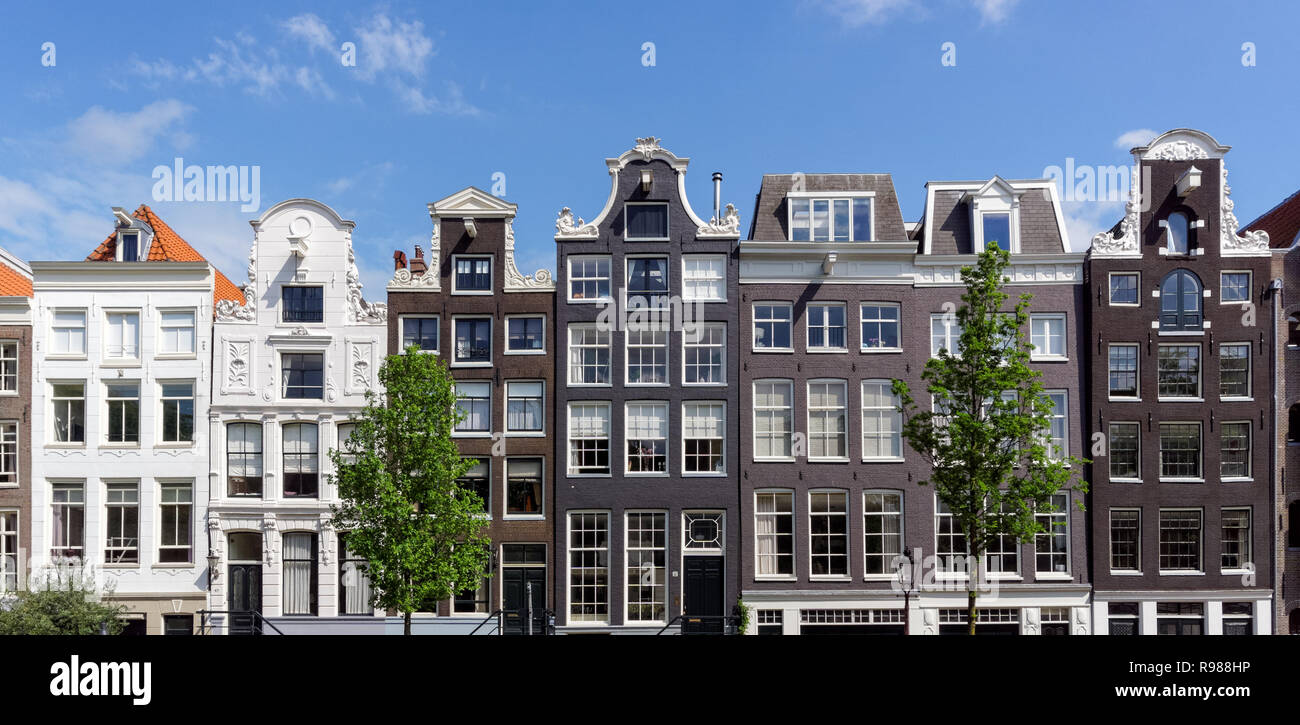 Traditional residential architecture hi-res stock photography and ...