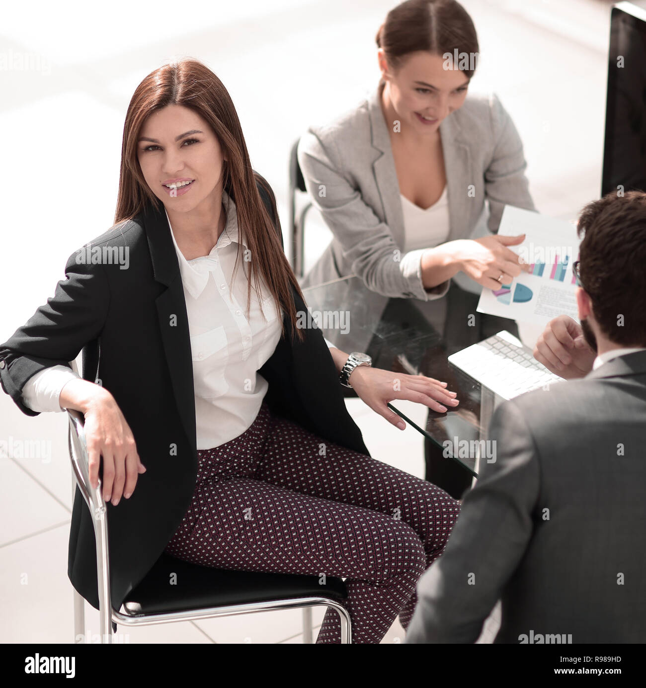 Meeting schedules hi-res stock photography and images - Alamy