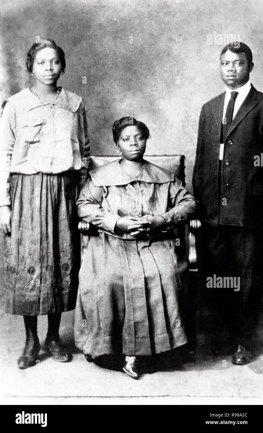 Pictures Of Louis Armstrong Family