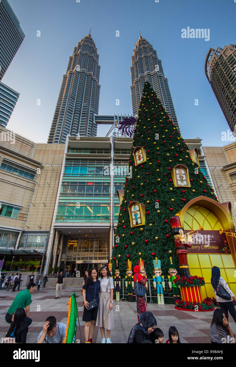 Christmas Tree at Suria Mall, Petronas Towers, Kuala Lumpur City Centre ...