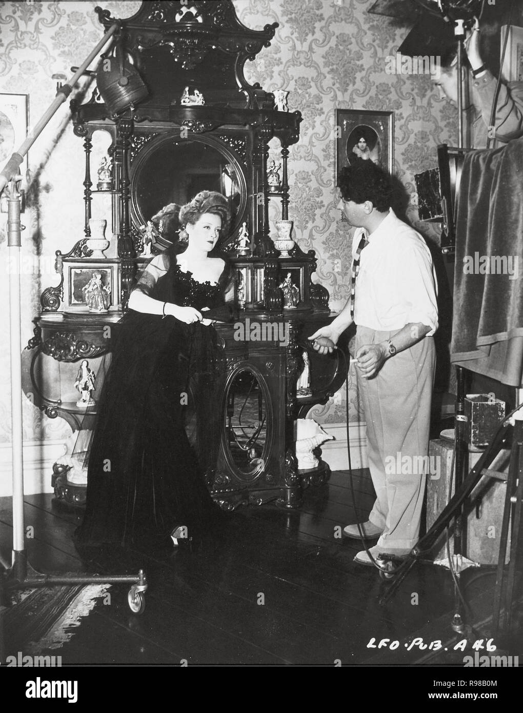 Original film title: THE LITTLE FOXES. English title: THE LITTLE FOXES ...