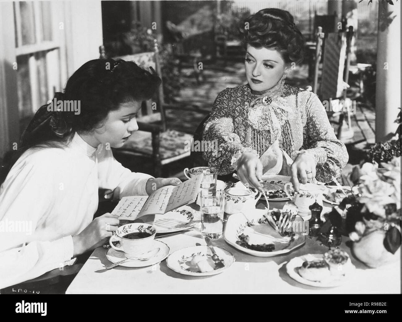 Original film title: THE LITTLE FOXES. English title: THE LITTLE FOXES ...