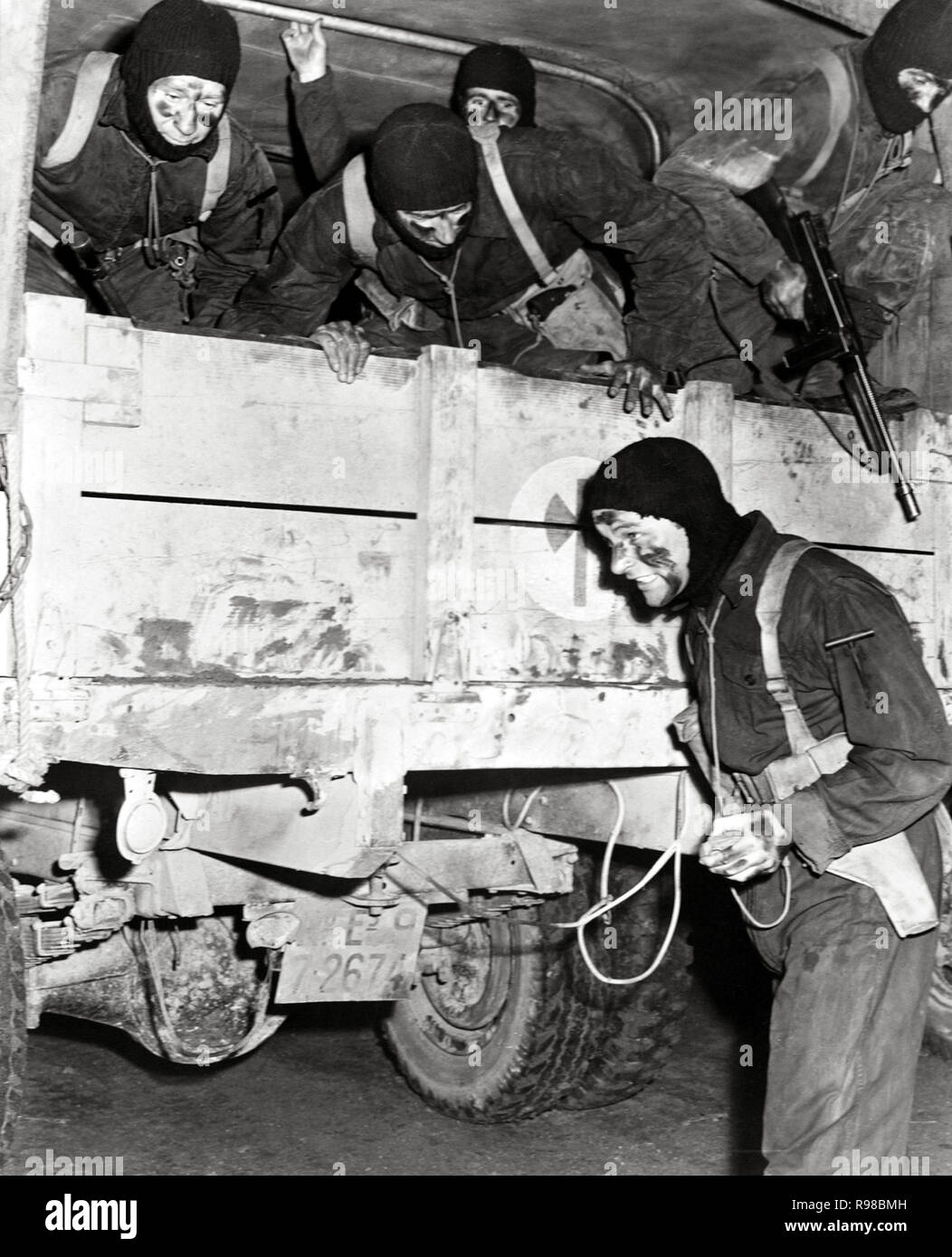 Original film title: THE DESERT RATS. English title: THE DESERT RATS ...