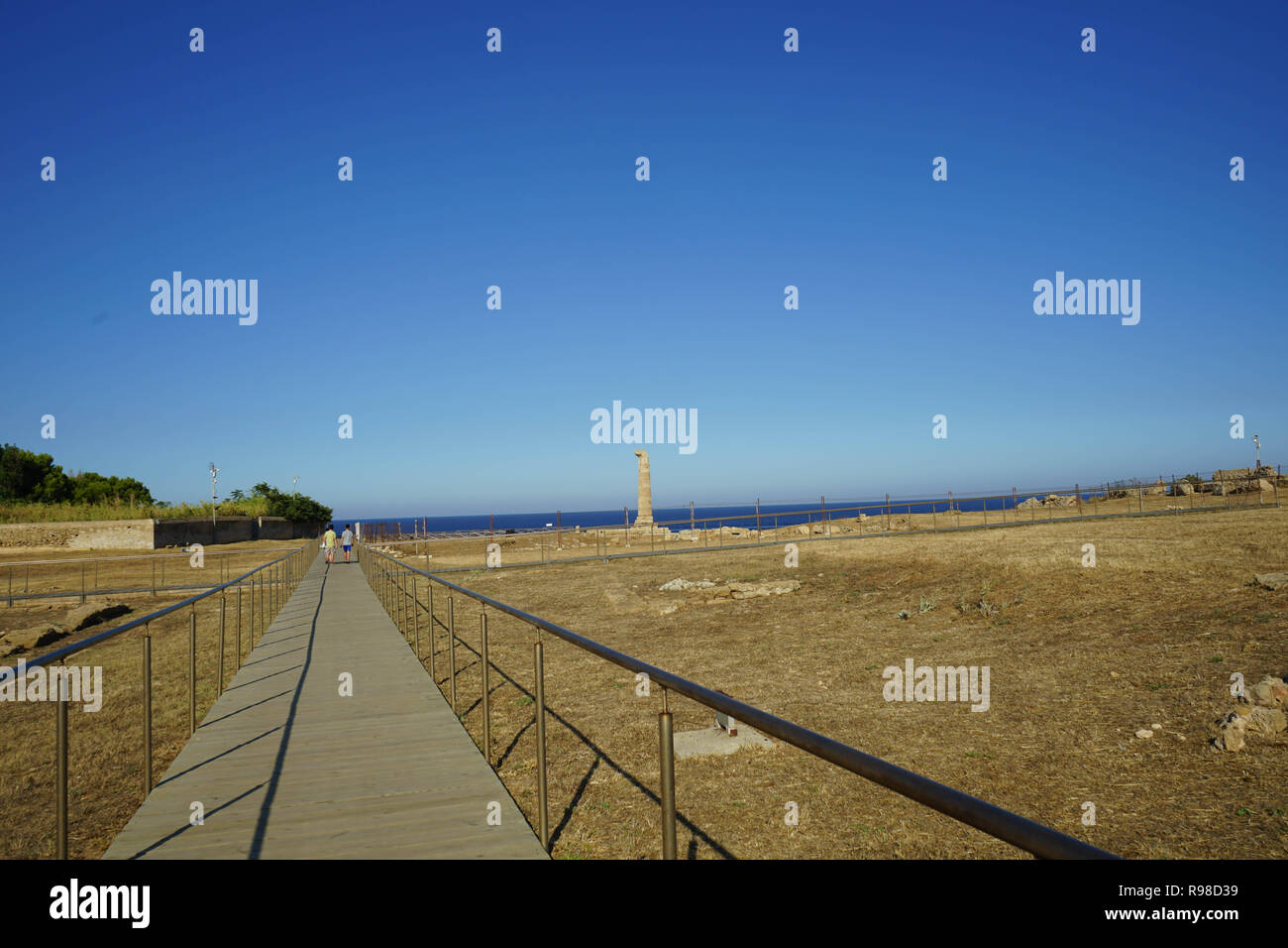 Archaeological area of capo colonna hi-res stock photography and images ...