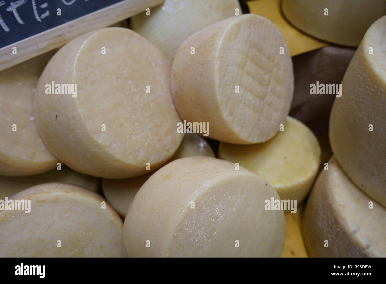 Forms of artisan cheese Stock Photo - Alamy
