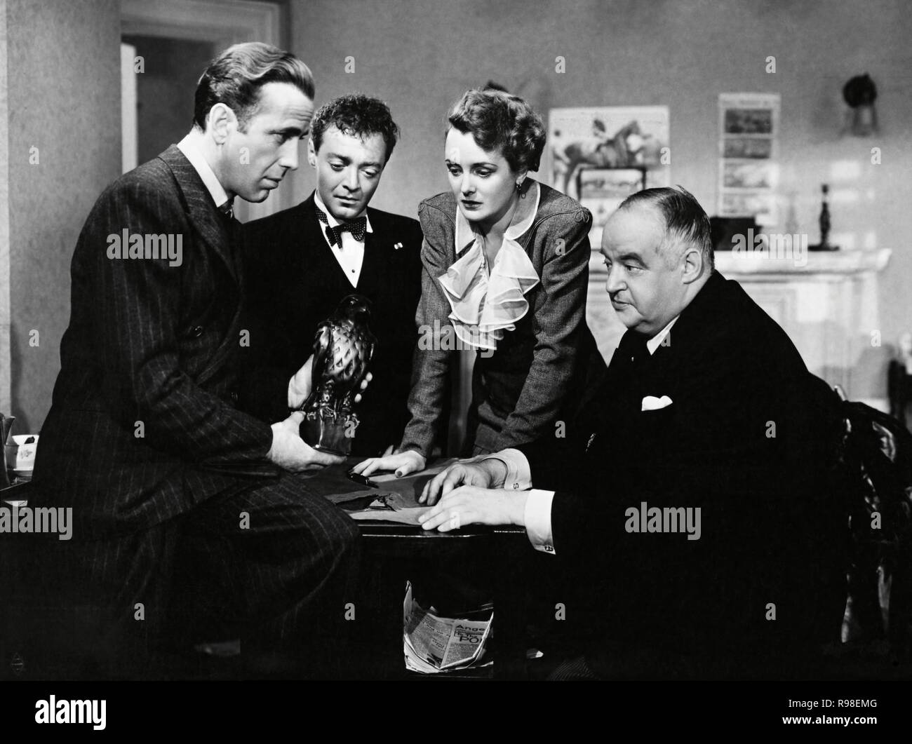 Peter lorre and sydney greenstreet hi-res stock photography and images ...
