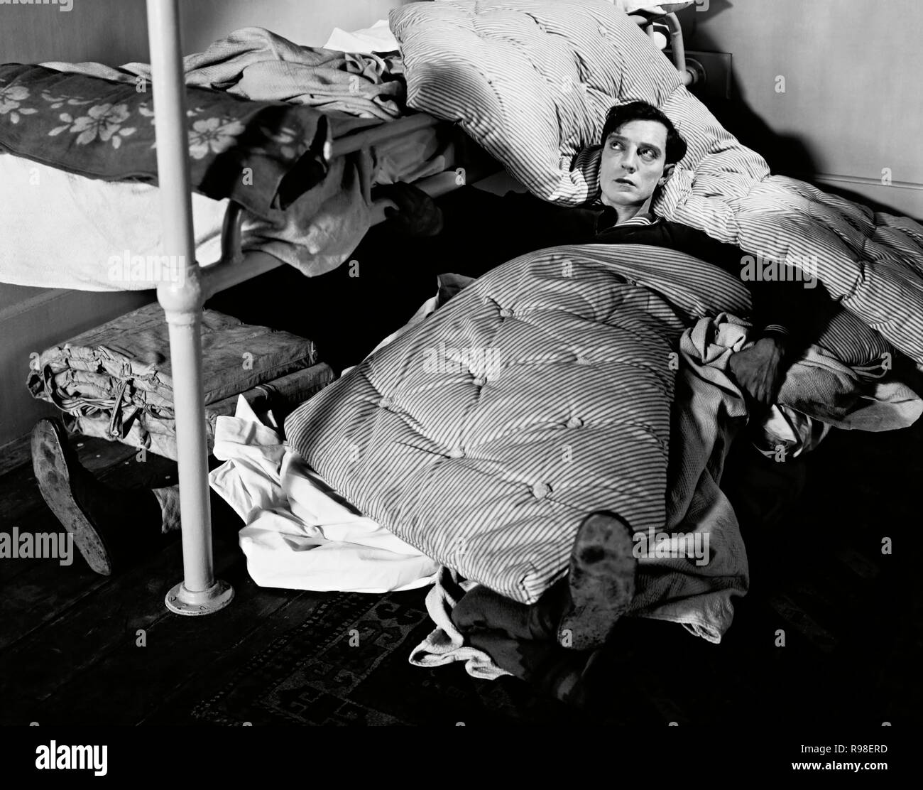 Original film title: THE NAVIGATOR. English title: THE NAVIGATOR. Year ...