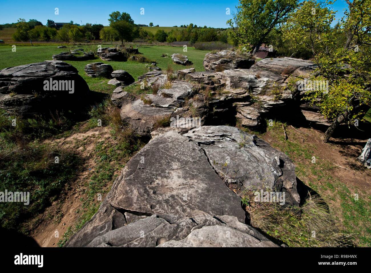 Rock distribution hi-res stock photography and images - Alamy