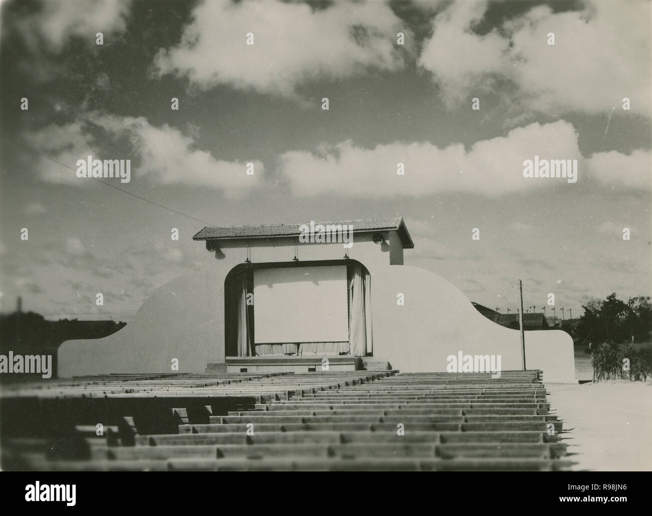 1940s theater hi-res stock photography and images - Alamy