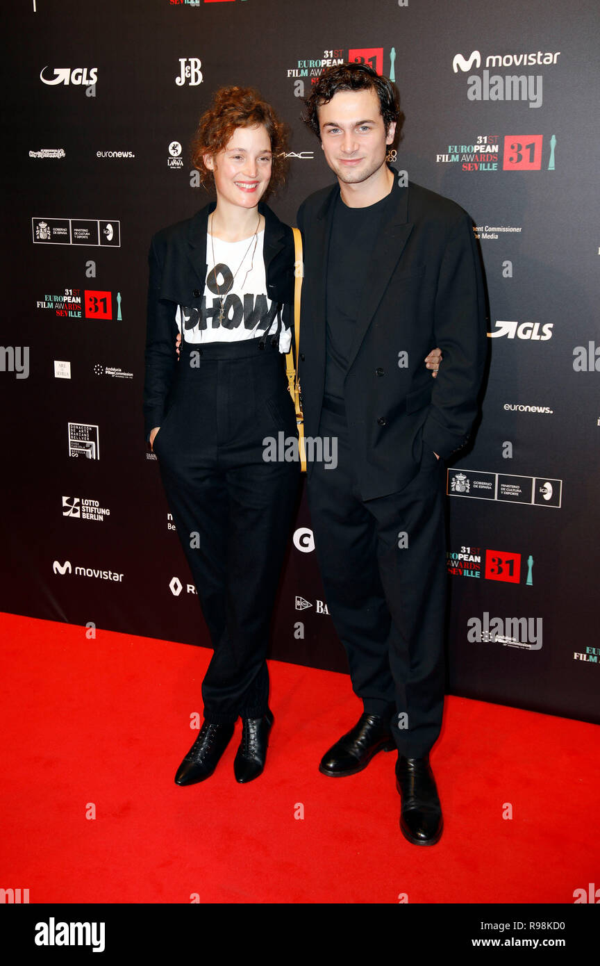 Vicky krieps hi-res stock photography and images - Alamy