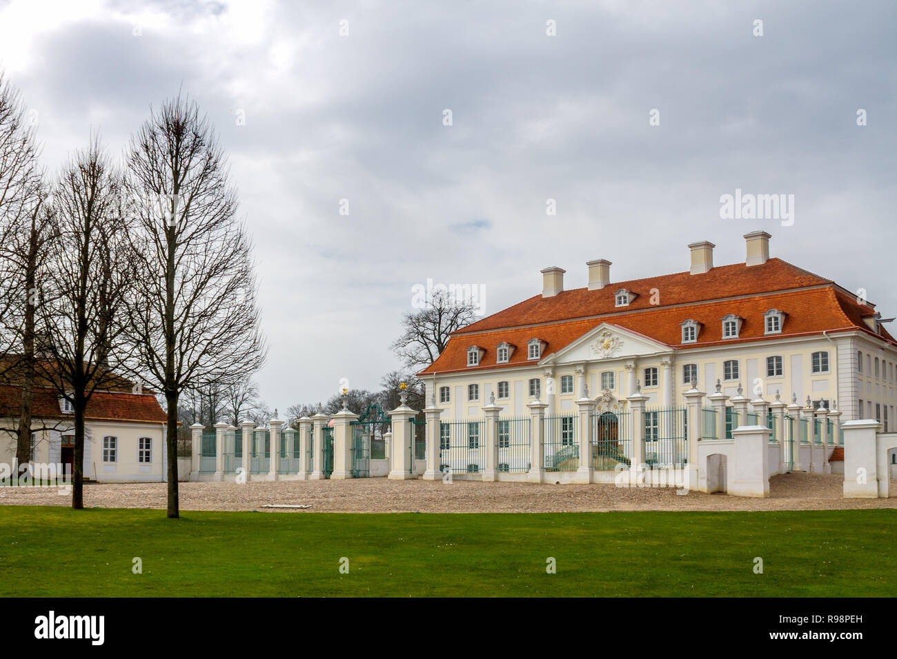 Federal castle hi-res stock photography and images - Alamy