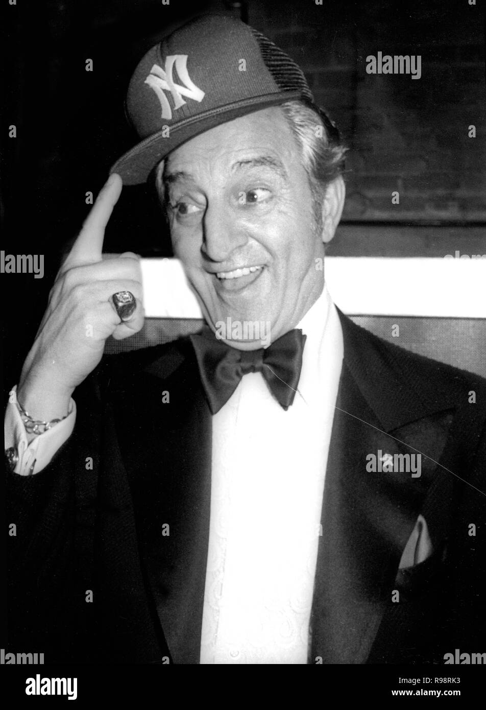 Danny thomas 1981 Black and White Stock Photos & Images - Alamy