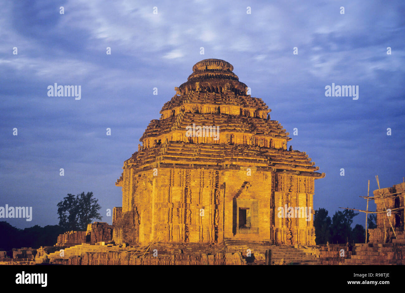 Konark temples hi-res stock photography and images - Alamy