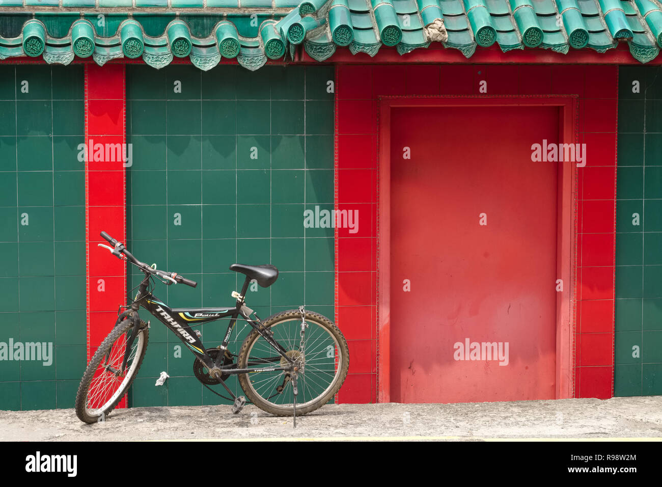 Singapore geylang area hi-res stock photography and images - Alamy