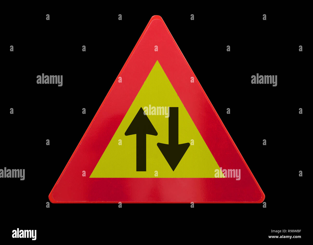 Two way traffic sign on white triangle hi-res stock photography and ...