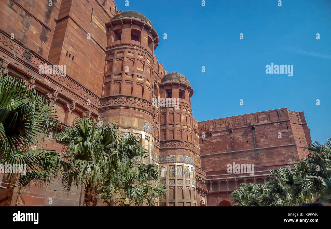 Agra fort world heritage monument hi-res stock photography and images ...