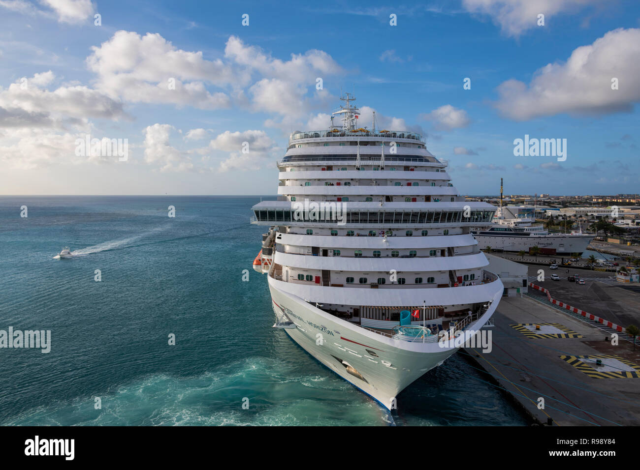 Carnival Horizon cruise ship front view, docked at Aruba Cruise ...