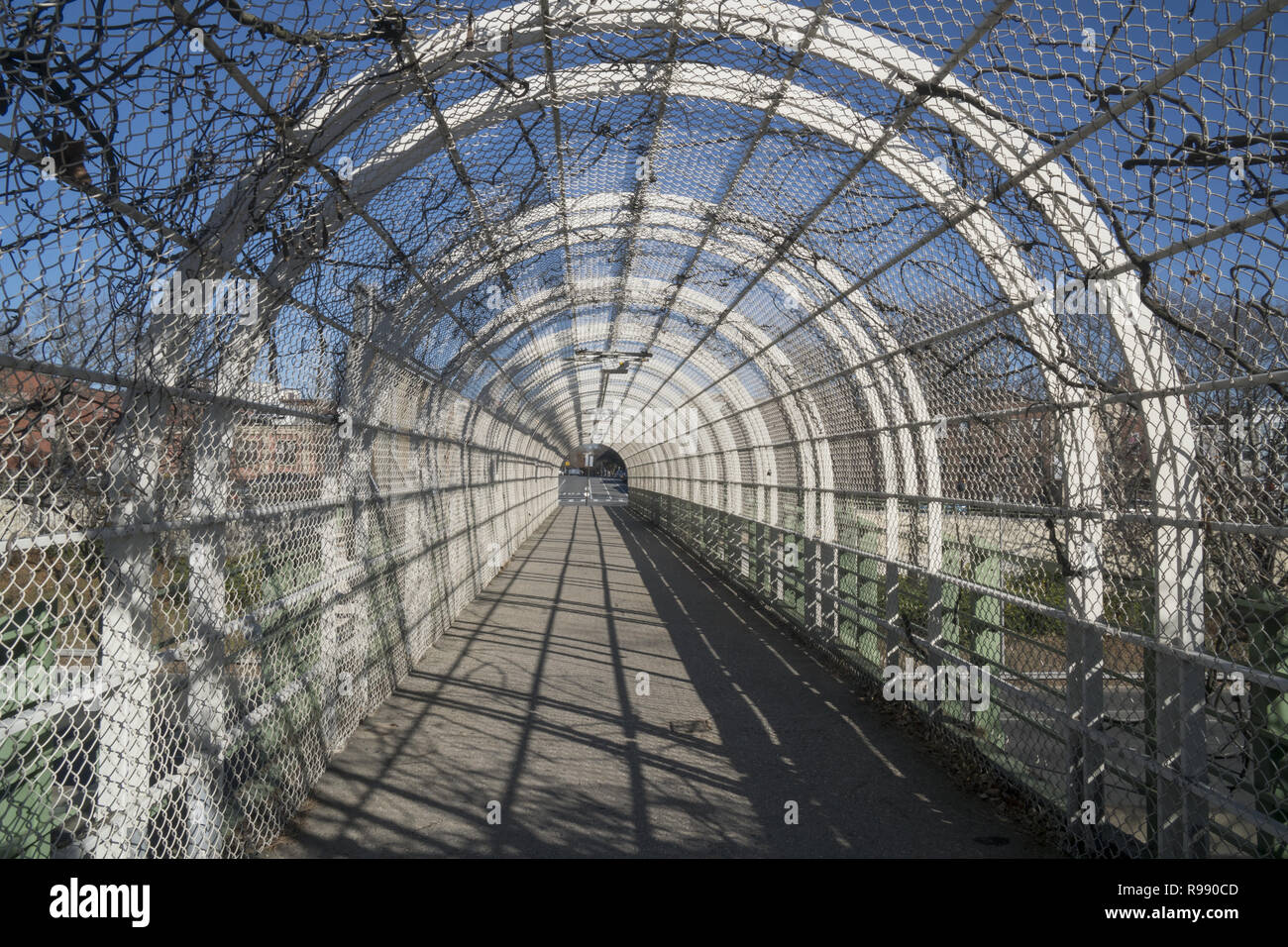 Protected pedestrian bridge across the Prospect Expressway along 8th ...