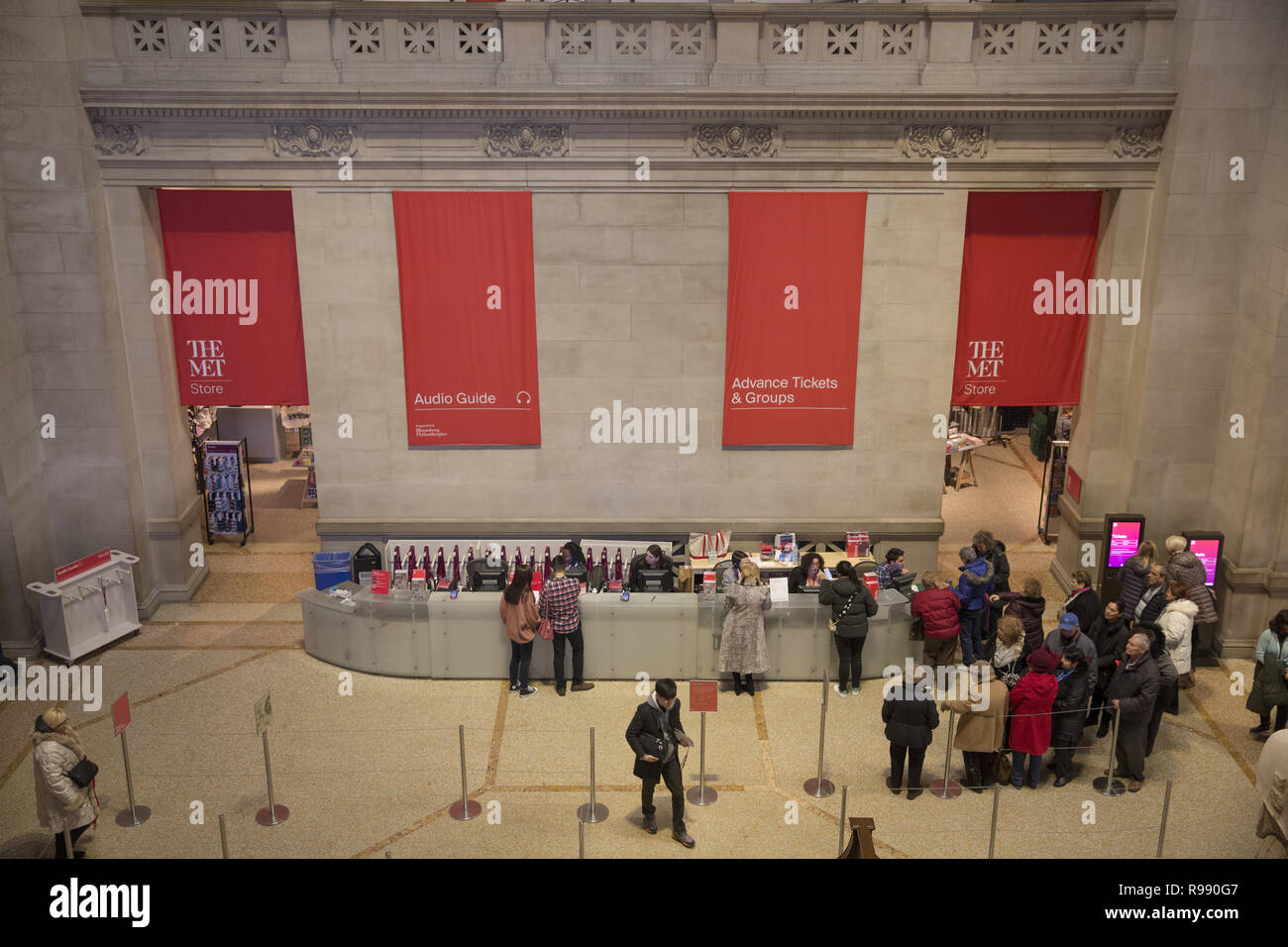 Visitors getting their tickets to enter the Metropolitan Museum of Art ...