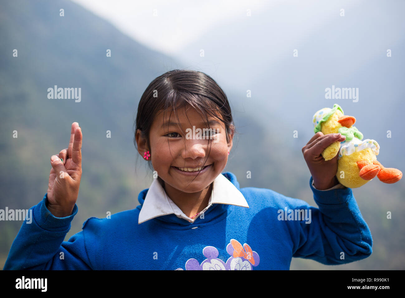 Himalayan Girl High Resolution Stock Photography and Images - Alamy