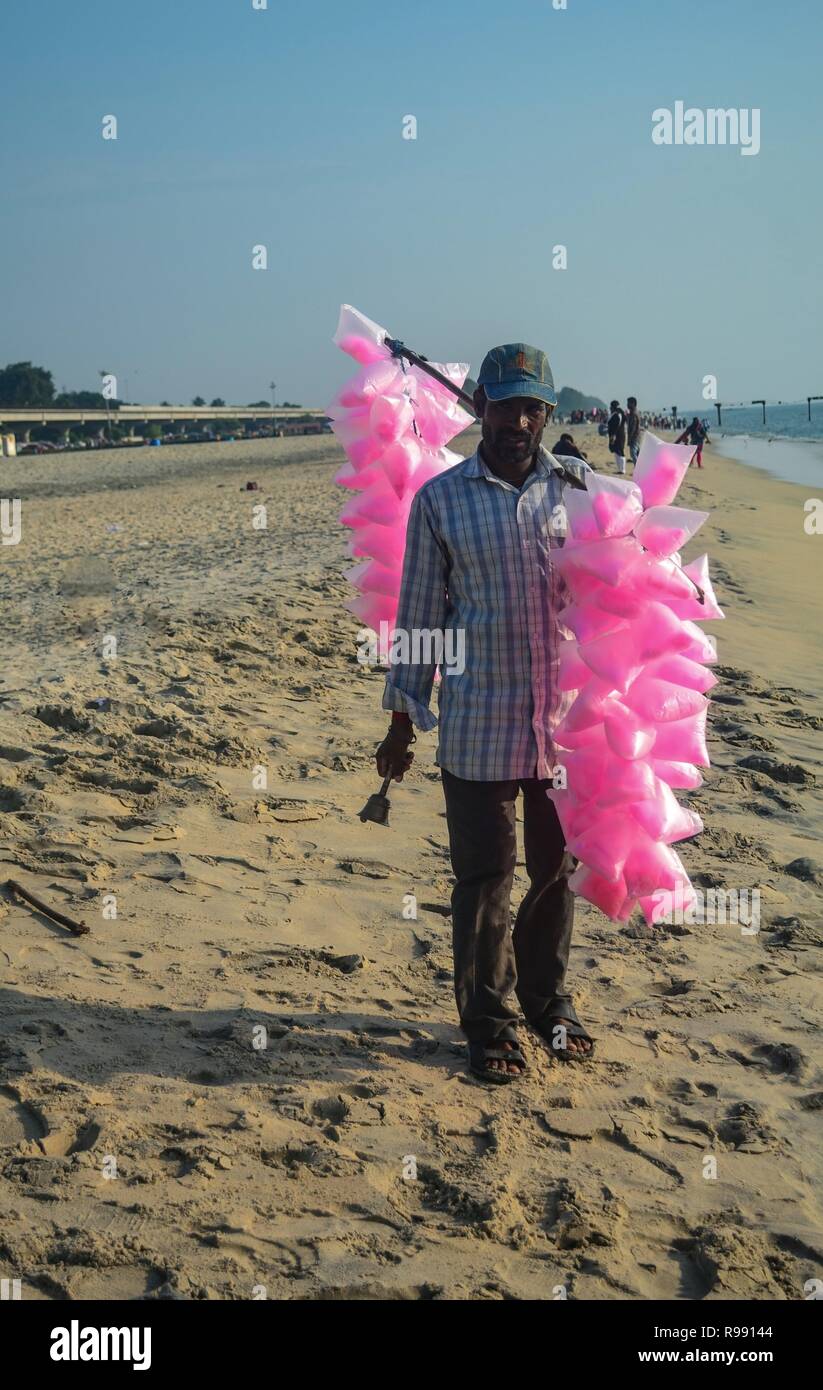 Indian man selling cotton hi-res stock photography and images - Alamy