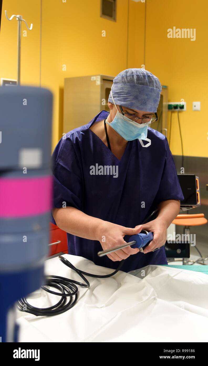 Presentation of the only one in Poland the Senhance surgical robotic ...