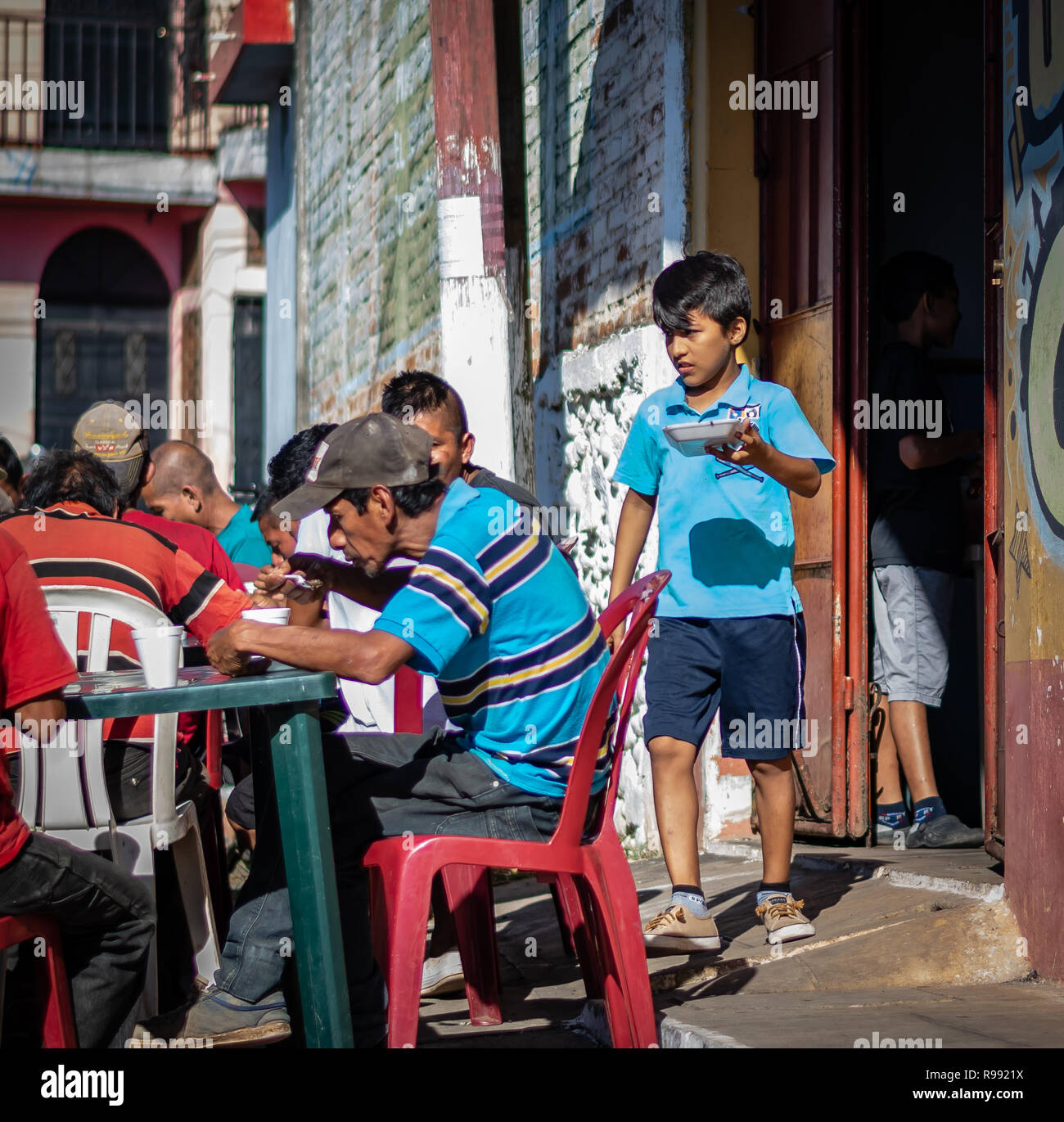 Feeding the poor guatemala hi-res stock photography and images - Alamy