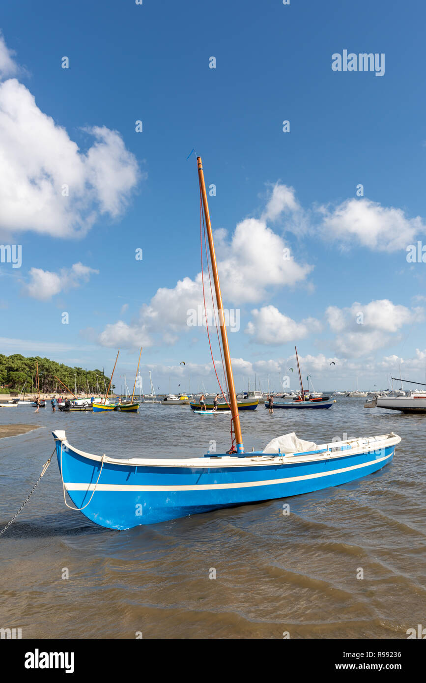 Pinasse france hi-res stock photography and images - Alamy