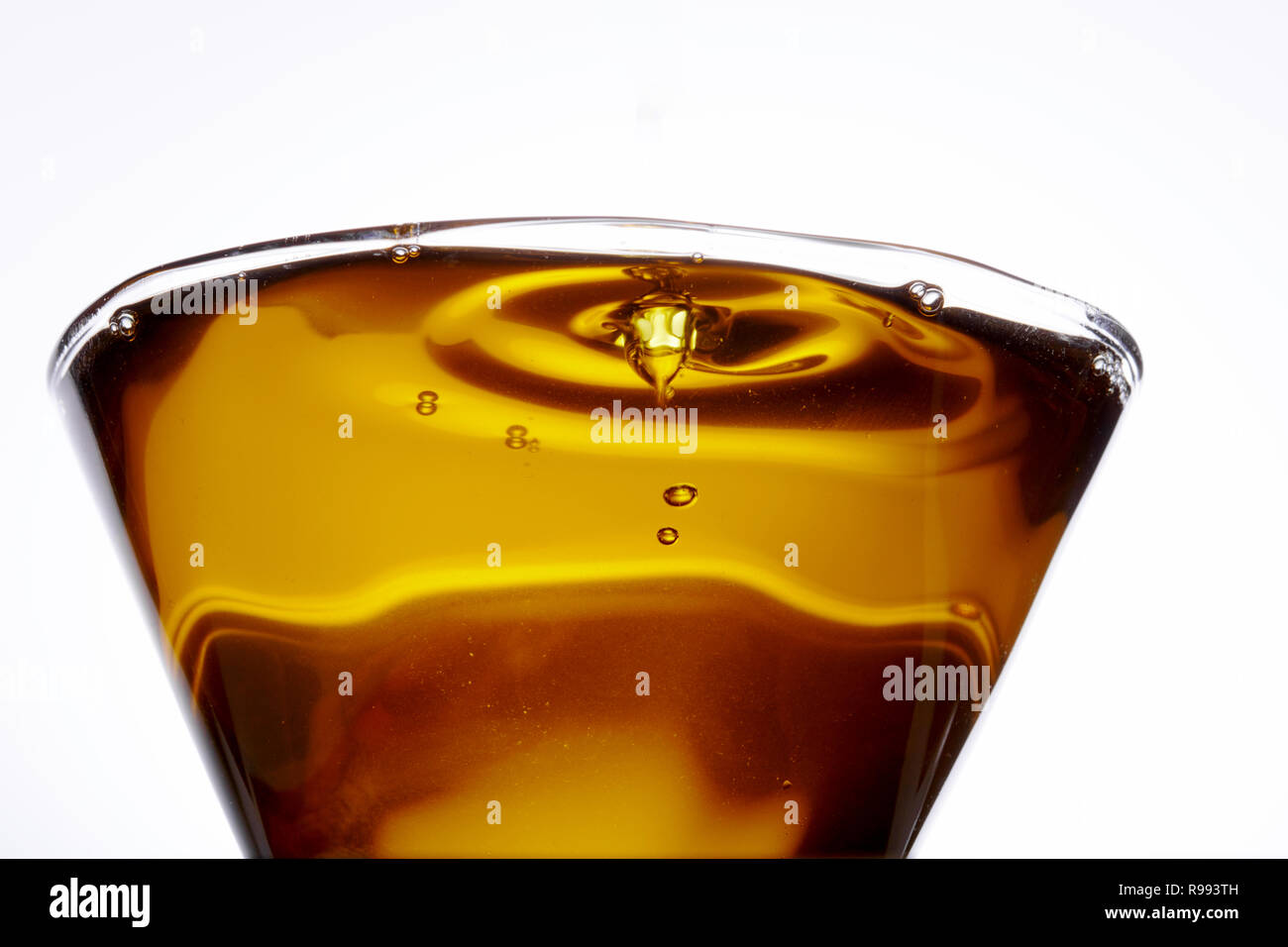 Liquid oil hi-res stock photography and images - Alamy