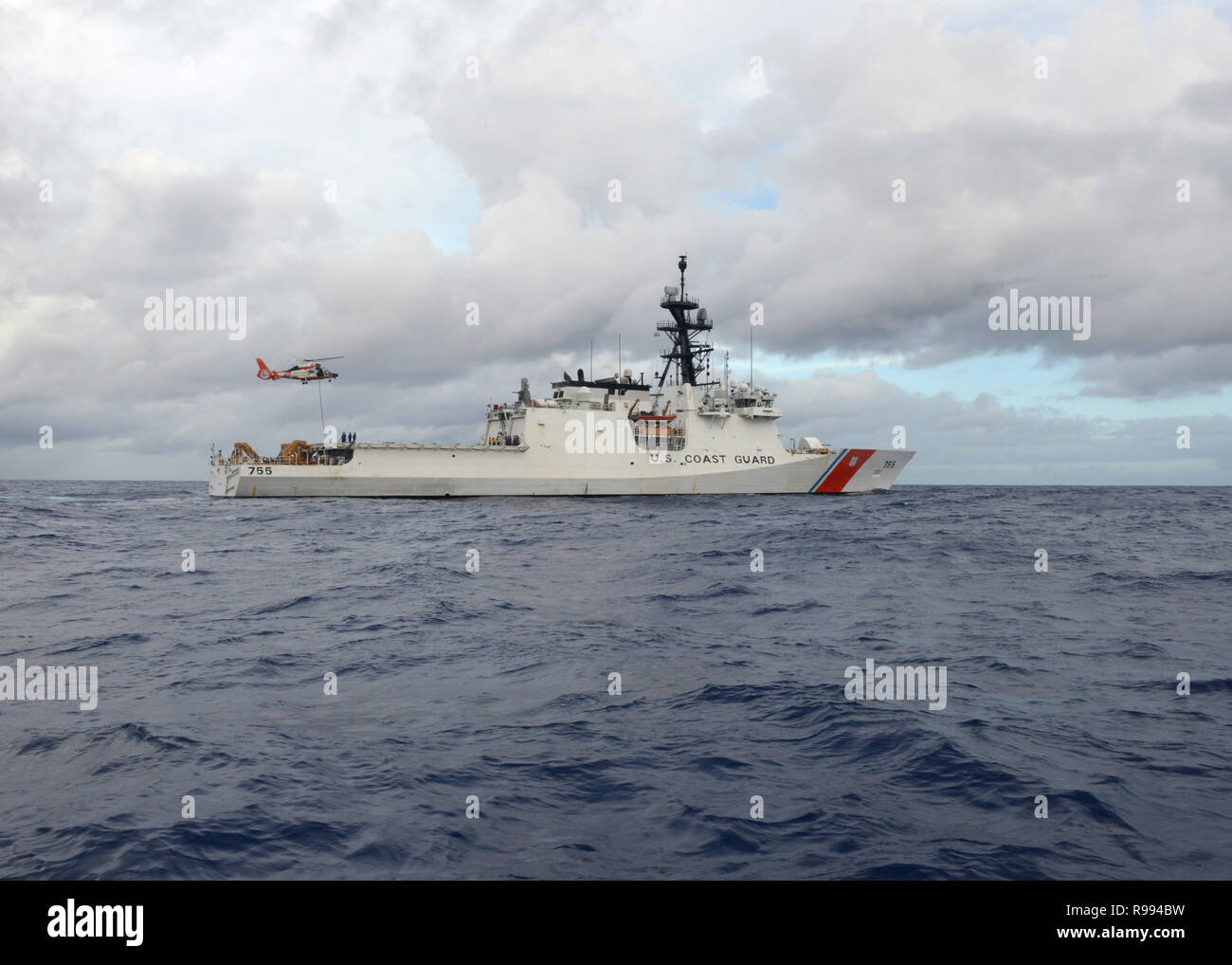The Coast Guard Cutter Munro (WMSL 755) crew conducts air operations ...
