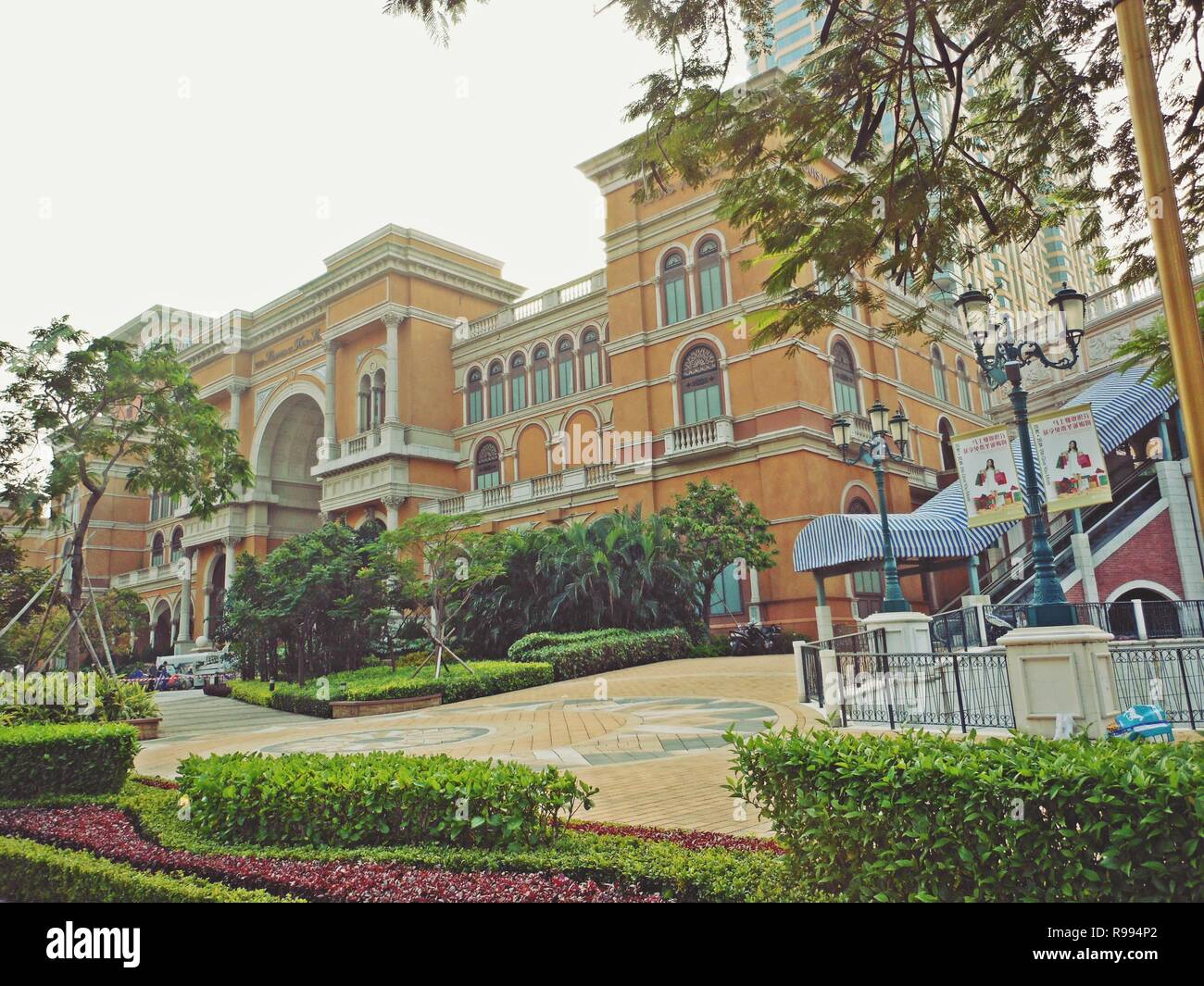 Macau street hi-res stock photography and images - Alamy
