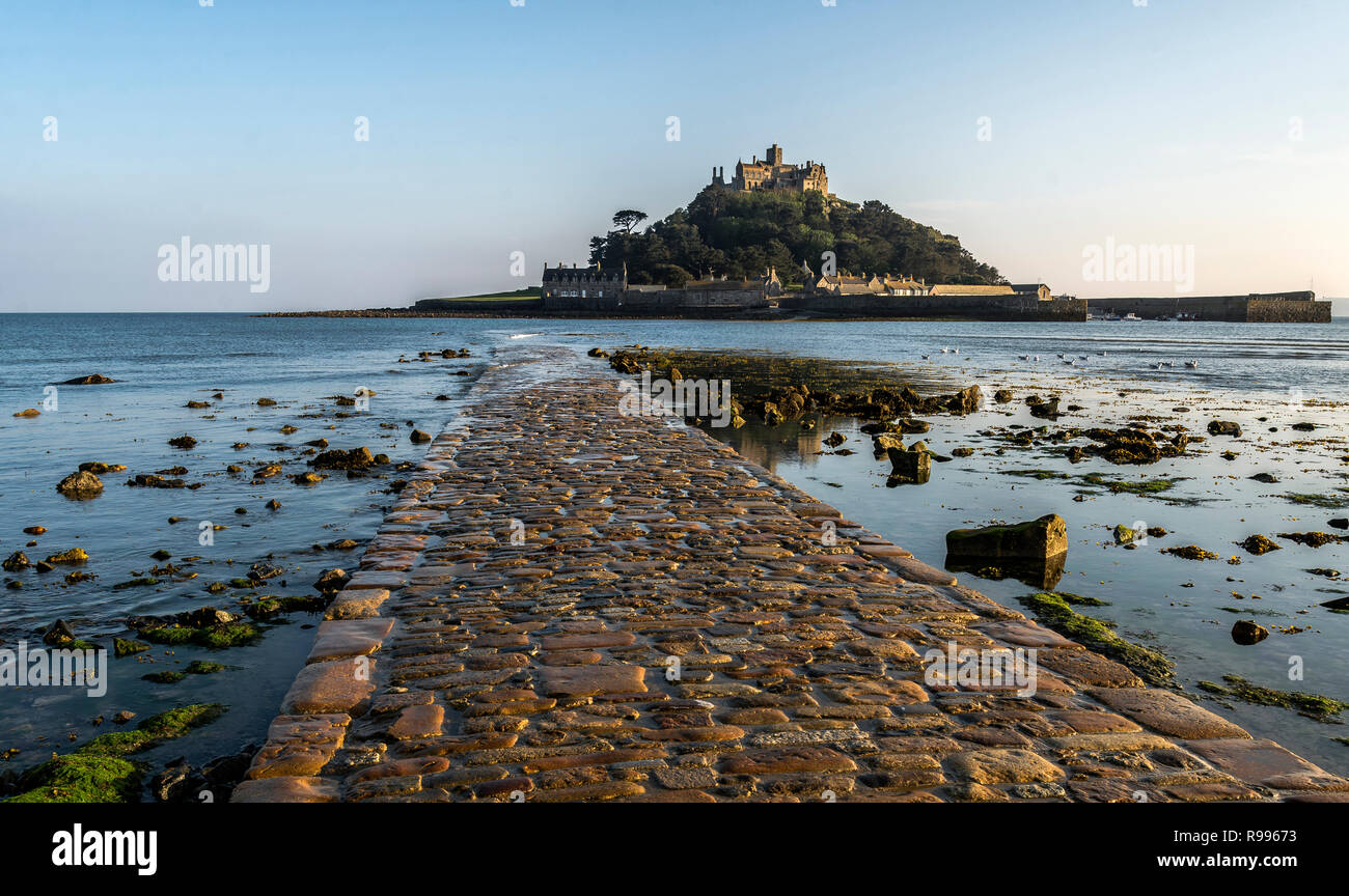 On st michaels mount causeway hi-res stock photography and images - Alamy