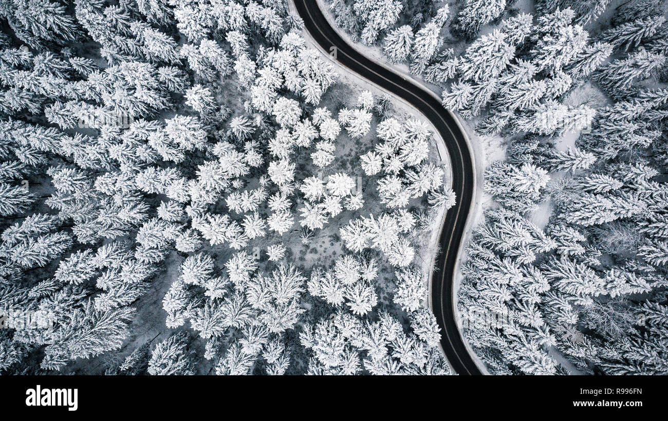 Aerial photo snowy winding hi-res stock photography and images - Alamy