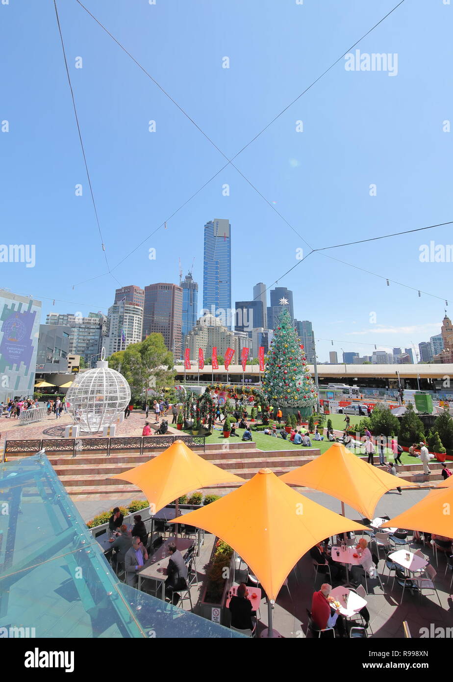 Bar in federation square melbourne hi-res stock photography and images ...