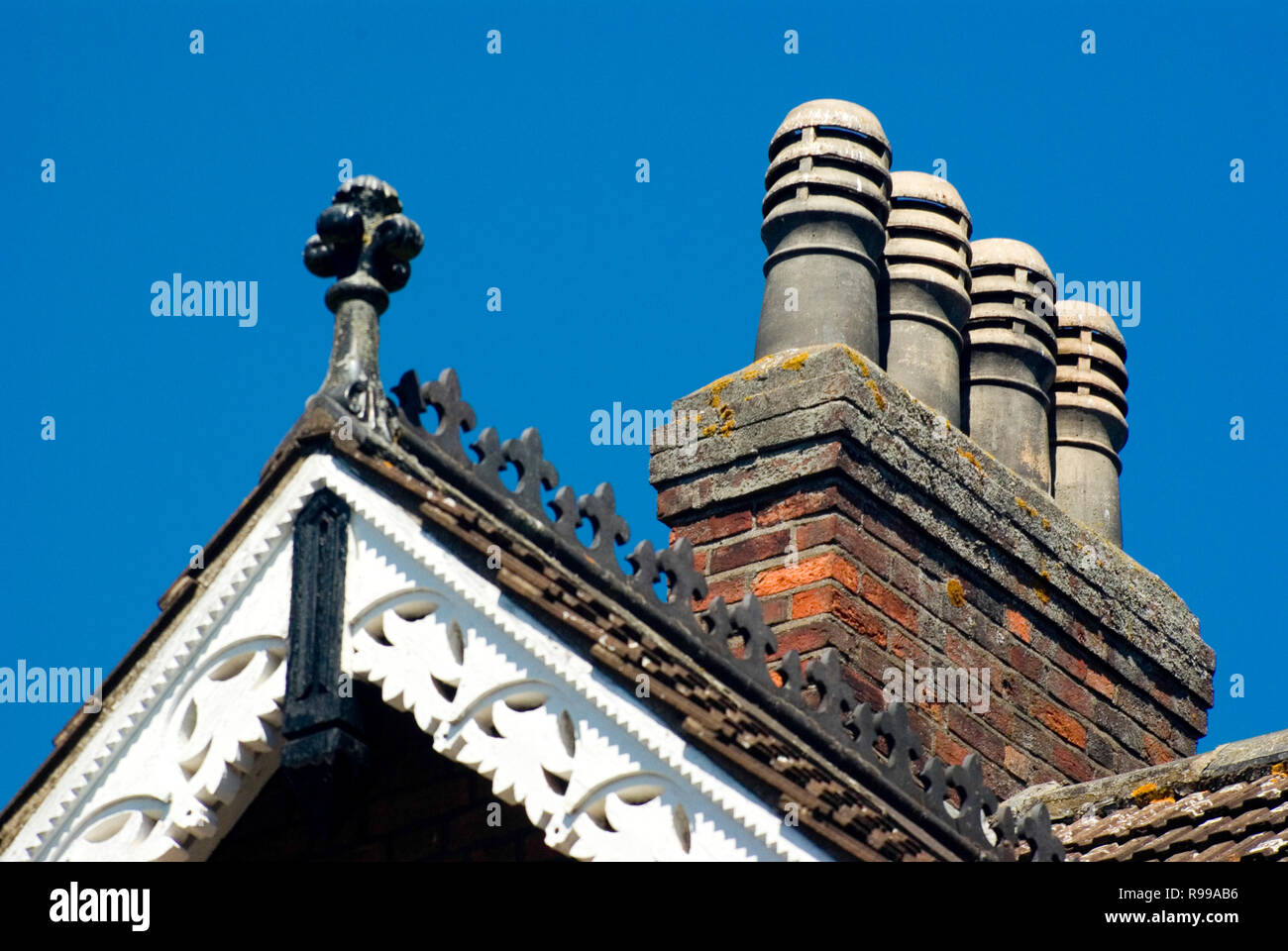 Old fashioned chimney hi-res stock photography and images - Alamy